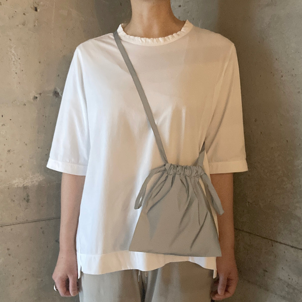formuniform｜フォームユニフォーム｜ Drawstring Bag with Strap XS｜Reflective Materi – Roundabout & OUTBOUND