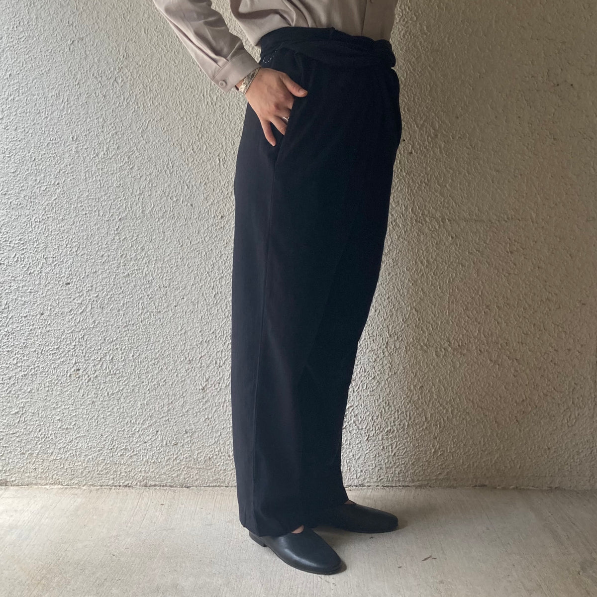 COSMIC WONDER｜22CW11135｜Cotton Cashmere wrapped pants｜Black ...